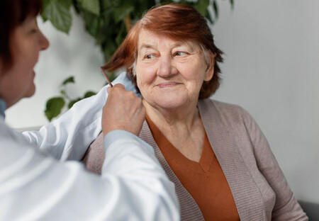 La importancia del cuidado de la piel en el adulto mayor | Aprende Institute