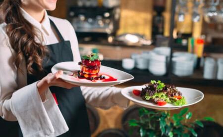 Catering para eventos: ¿Qué equipos utilizar? | Aprende Institute