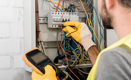 ¿Qué es un panel eléctrico y para qué sirve? | Aprende Institute