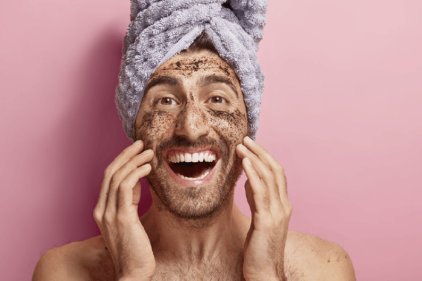 ¿Cada cuánto es correcto exfoliar el rostro? | Aprende Institute